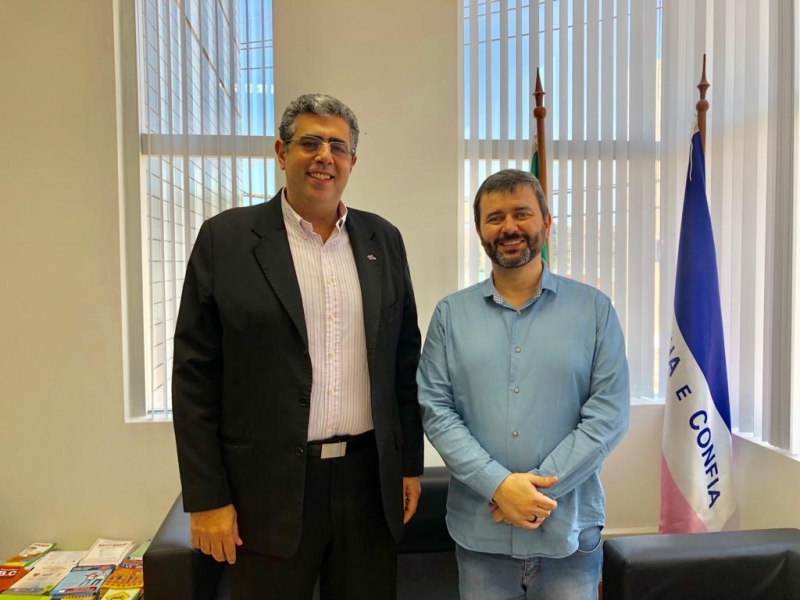 Em reunião com OAB, secretário do ES nega internações em contêineres ...